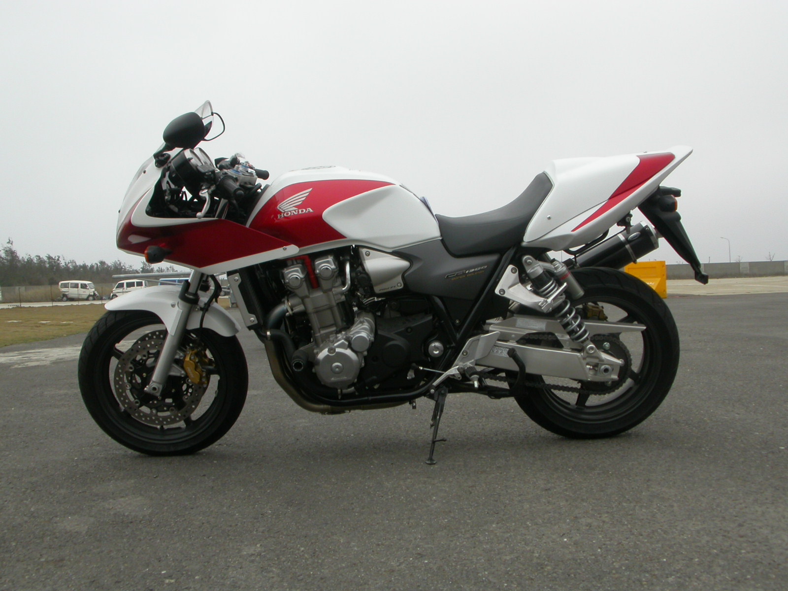 CB1300(三)